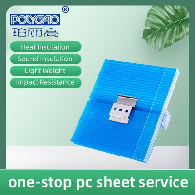 China Aangepaste lengte en 500-1050 mm breedte Danpalon UV-blokkerende multicell polycarbonaat U-Lock dakplaten voor dakbedekking Te koop