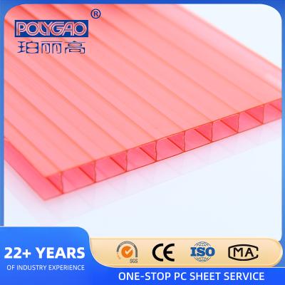 China 2-schichtige Polycarbonat-Hohlplatte mit mehr als 5 Jahren Garantie und 100% Virgin-Polycarbonat für Deckenplatten zu verkaufen