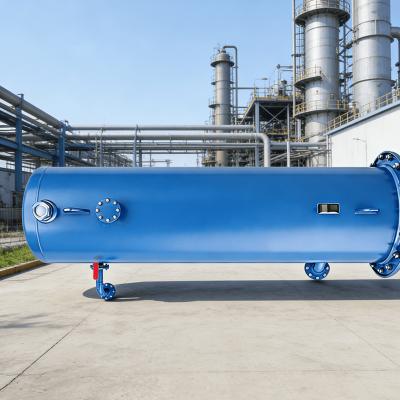 China Stainless Steel Three-Phase Separator with Customized Size and 0.1-10 Mpa Design Pressure for Industrial Applications for sale