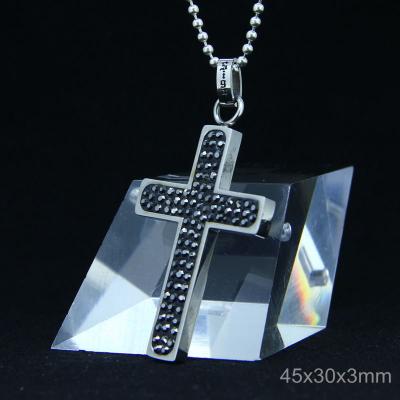 China Cruz cristalina de moda del embutido de las piedras de la CZ del acero inoxidable más el colgante LDC108 del collar del símbolo en venta