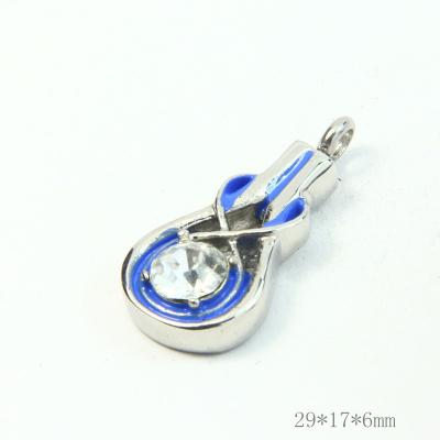 China Nuevo colgante único LPP05-4 del collar de la cadena de la botella de perfume del acero inoxidable del diseño de la moda en venta