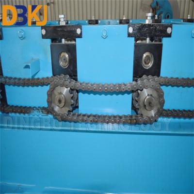 Cina 5.5Kw Roof Panel Roll Forming Machine 1220mm Roof Sheet Making Machine in vendita