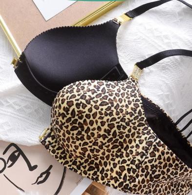 Cina Senza cuciture sexy solido del reggiseno del leopardo di Front Closure Push Up Bra del pizzo tricottato in vendita