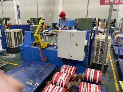 China Automatic Layer Transformer Coil Winding Machine 800rpm Programmable Traverse for sale
