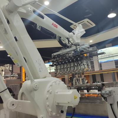 China Factory Made Hot Sale Stain Remover Filling Machine for sale
