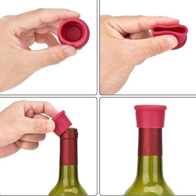 Cina Tappi per vini in silicone copribottiglie di birra riutilizzabili tappi per bottiglie di vino copribottiglie di vino risparmiatore di vino regali sigillatore copri facili da pulire in vendita