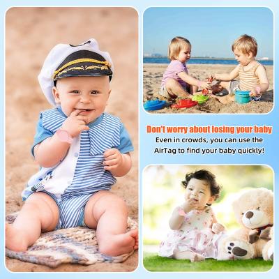 Cina Waterproof Kids Silicone Airtag Bracelet For Wristband Of AirTag GPS Tracker Case For Air Tag Holder Strap Band in vendita