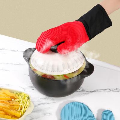 China Silicone Oven Mitts Pair BBQ Gloves Heat Resistant Silicone Grilling Gloves Silicone Kitchen Utensil Baking Gloves for sale