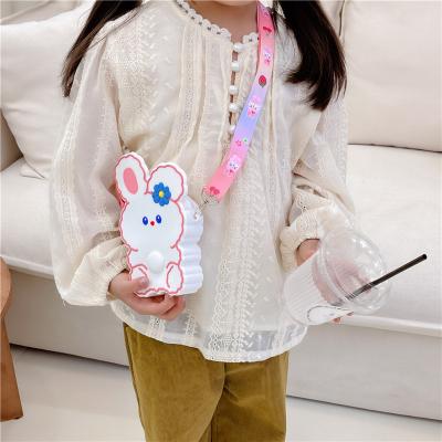 Cina Penna e matita di silicone leggera senza BPA Pop Shoulder Bag Fidget Toys Bag Per Ragazze Corssbody Shoulder Bag in vendita