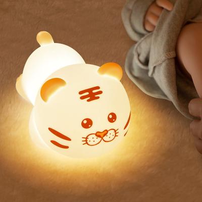 Cina Cute Tiger Silicone Night Light LED Novità Lampada 3 Livelli Dimmabile Bambineria Nightlight USB Ricaricabile Timing Lampada da sonno in vendita