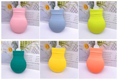 Cina Riscaldamento a microonde Borsa di acqua calda silicone con copertura a maglia Terapie calde e fredde Dolore alla schiena Regalo per la mamma della ragazza in vendita