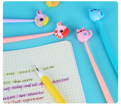Cina Carino cartone animato Silicone Gel Inchiostri Cartoon Animali Scrittura Penne 0,5 mm Stili Vari Penne Papeterie Per Ufficio Presente in vendita