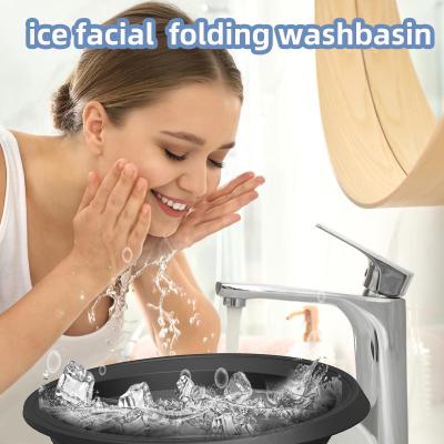 Cina Grande ciotola in silicone per bagno di ghiaccio per il viso con vassoio per ghiaccio integrato, design pieghevole e appendibile per riporla e trasportarla facilmente, bagno di ghiaccio per il viso a casa e in viaggio in vendita