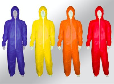 中国 非繊維Eexposureのために編まれる通気性の使い捨て可能なつなぎ服のスーツに塗るPPのPE 販売のため