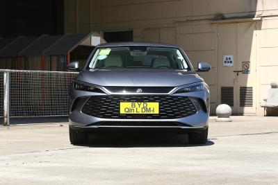 Cina 2024 BYD Qin L DM-i 80KM Hybrid Sedan Modello leader 2000km+ Long Range PHEV Veicolo a nuova energia in vendita