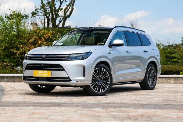 Quality AITO M7 EVR Hybrid Vehicles SUV 80kwh Hybrid Suv 2024 for sale