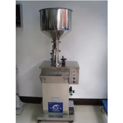 China Semi Automatic Liquid Paste Filling Machine Cosmetic Cream Filling Machine 2000BPH for sale