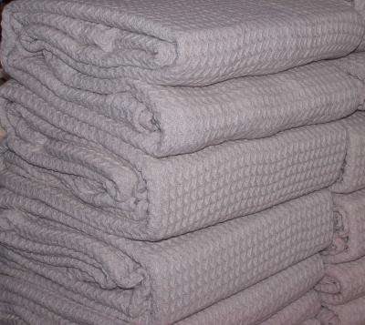 China 100% Cotton Waffle Thermal Blankets for sale