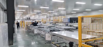 Cina cellula monocristallina dei pannelli solari 385W 380W 390W 72 di alta efficienza 36V in vendita