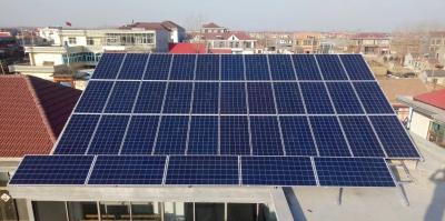 Cina 36V 340W cellula al silicio policristallina del poli modulo solare da 335 watt in vendita