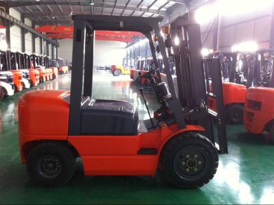 China 1.8T Diesel forklift  with chinese engine with Red/yelllow/ blue clolor for sale