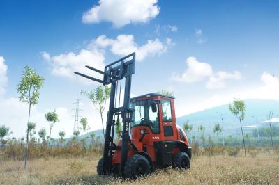 China Factory shipping direct  low  price good quality FD30Y All Rough Terrain Forklift with china C490 or cummins EPA engine for sale
