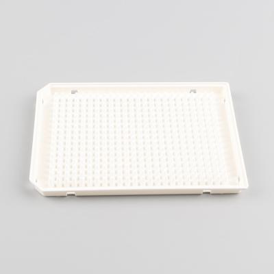 China 384 PCR Well Plate 40ul Round Holes White Microplate With Two Corners for sale