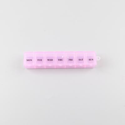 Cina Farmacia di plastica lunga della scatola della pillola del portatile dei pp con il cappello in vendita