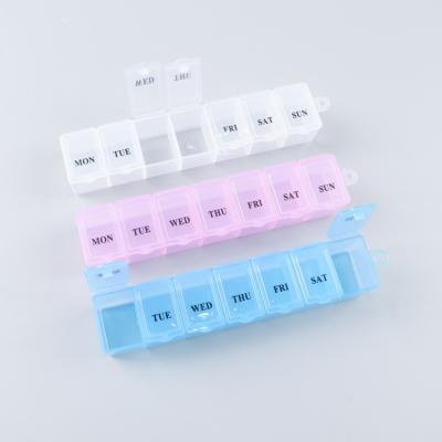 China Caja semanal plástica conveniente de la píldora de los PP con los compartimientos grandes en venta