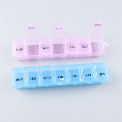 Cina Organizzatore settimanale portatile 11.2ML/Grid della scatola della pillola di viaggio blu in vendita