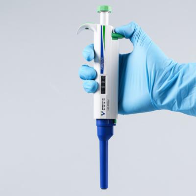 Cina alte pipette accurate di singolo Manica 100uL-1000uL per le scienze biologiche in vendita