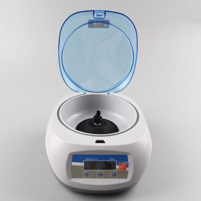 Cina Attrezzatura di laboratorio medico Mini Centrifuge per l'esperimento di PCR in vendita