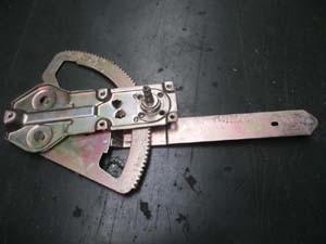 China SHAANXI COPY QUALITY PHOTO COLOR Glass lifter - Стеклоподъемник двери правый 81.62640.6058 factory