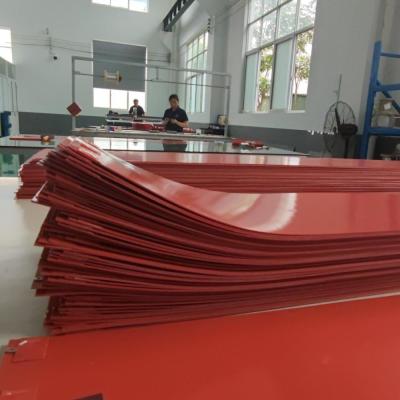China Self-Regulating Heating Tape with Smart Temperature Control for Energy Efficient and Durable Pipe and Roof Heating for sale