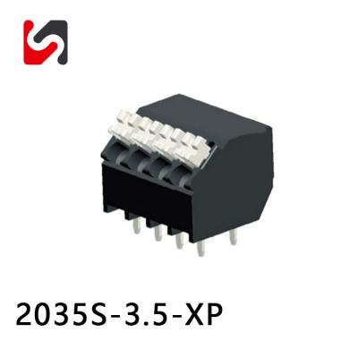 Cina PA66 Plastico UL94V-0 Lega di rame 300V 10A 3.5mm Pitch Phoenix Contact Screw Terminal in vendita