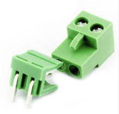 Cina Pluggable 12A 24-10AWG Cage Clamp Terminal Blocks with Green Polyamide Housing in vendita