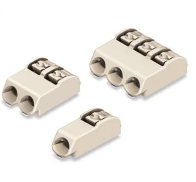 Cina 2-24 Position Detachable 5.0mm SMT Pluggable Terminal Block with 300V Rated Voltage in vendita