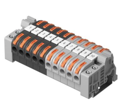 Cina 0.7kg DIN Rail Terminal Block With 800V 32A 1.5-1.8 Nm Torque in vendita