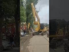 Hoogwaardige Komatsu 220 graafmachine met een goede prijs-kwaliteitverhouding.