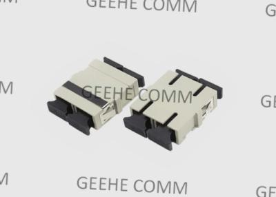 중국 플랜지를 가진 다 형태 베이지 광섬유 SC SC 쌍신회로 연결기 판매용