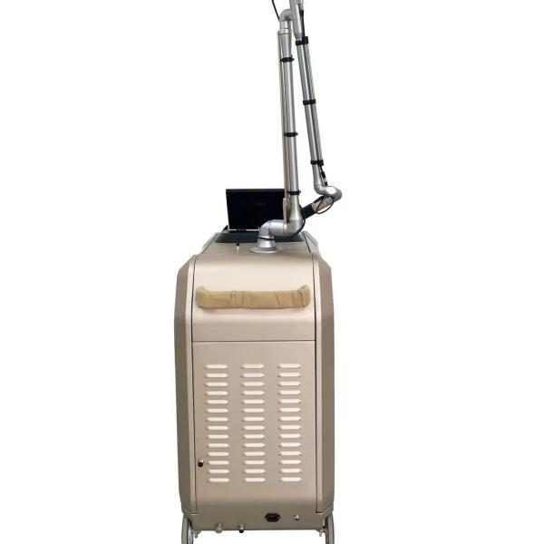 Quality 40W Radiofrequency Fractional CO2 Laser Machine With Ultrasonic Operation System for sale
