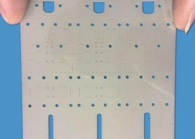 China Smooth Surface Roughness Ceramics Substrate With Dielectric Constant 8-9 10x10mm for sale