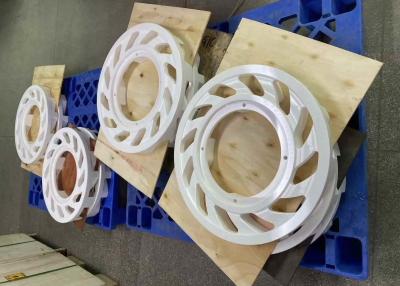 China Densidade 3.8-3.9 G/cm3 Resistência flexural 400 MPa Al2O3 Cerâmica para alta resistência ao desgaste para módulo de energia à venda