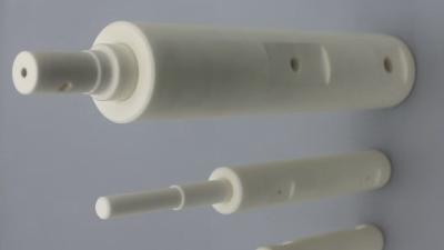 Китай 14 КВ/мм Диэлектрическая постоянная 9,6 Промышленная керамика из оксида алюминия продается