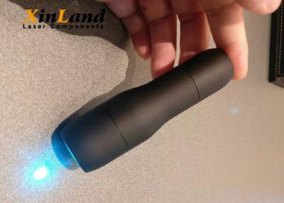 Chine Indicateur noir imperméable de laser de lumière de la batterie 18360 488nm 60mw à vendre