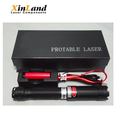 Chine Indicateur rouge de allumage infrarouge Pen With Burning Cutting du laser 2000mw à vendre