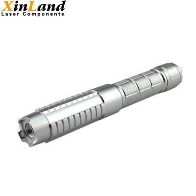 Chine indicateur puissant de lumière laser de vert de la puissance 532nm 100mW élevée brûlant le foyer réglable à vendre