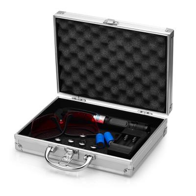 China La mayoría del indicador azul potente del laser de 2000mW 450nm con la quema de cinco estrellas de Focusable de las extremidades en venta