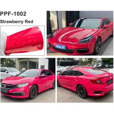 Cina Calore di guarigione Fragola colore rosso Vernice pellicola di protezione Alifatica TPU colore PPF in vendita