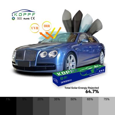 Cina Profissional 99,6% UV Block Easy Installation Isolamento termico Film di tintura di vetro di auto a carbonio in vendita